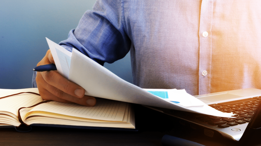 Comment rédiger un rapport de stage : Plan et conseils - PGE