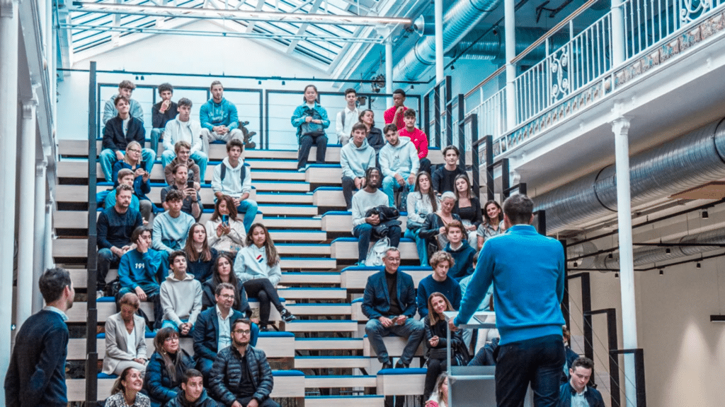 Albert School lance un nouveau campus à Marseille ! - PGE
