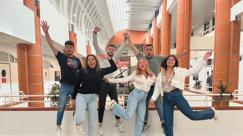 Zac Efron : Carrière, parcours et fortune - PGE