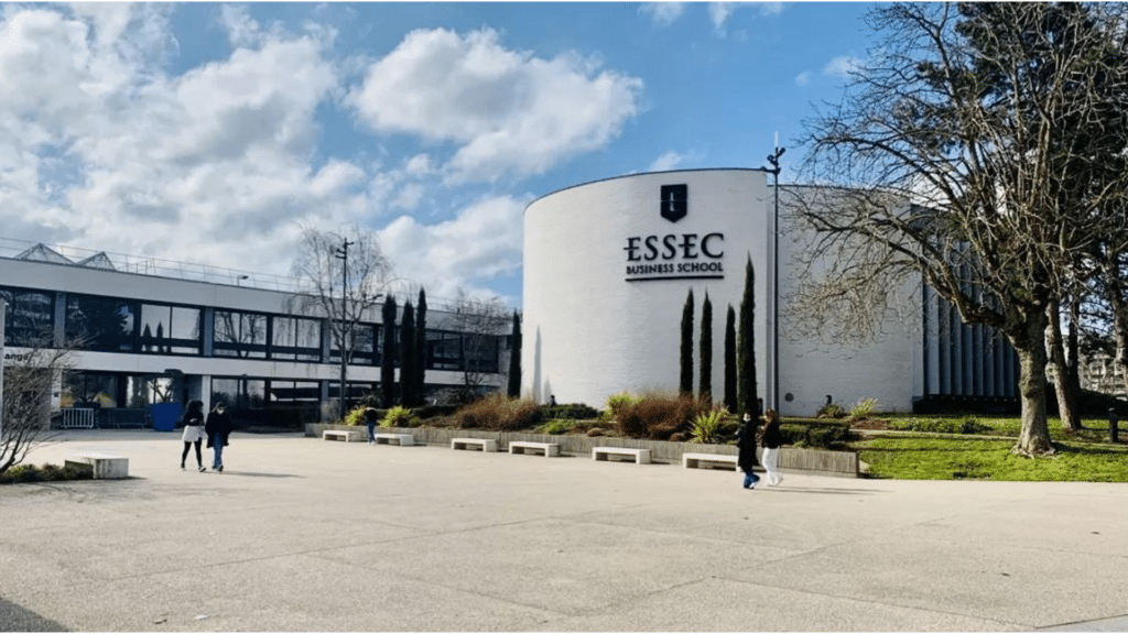 L’ESSEC Business School lance un PGE qui dure un an ! - PGE