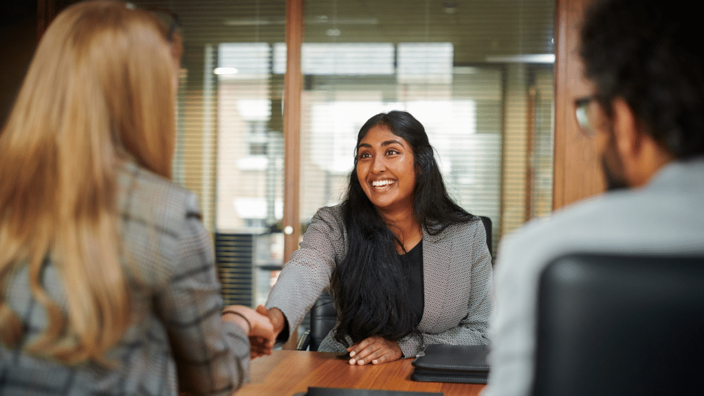 Nos astuces pour réussir son entretien d'embauche manager ! - PGE